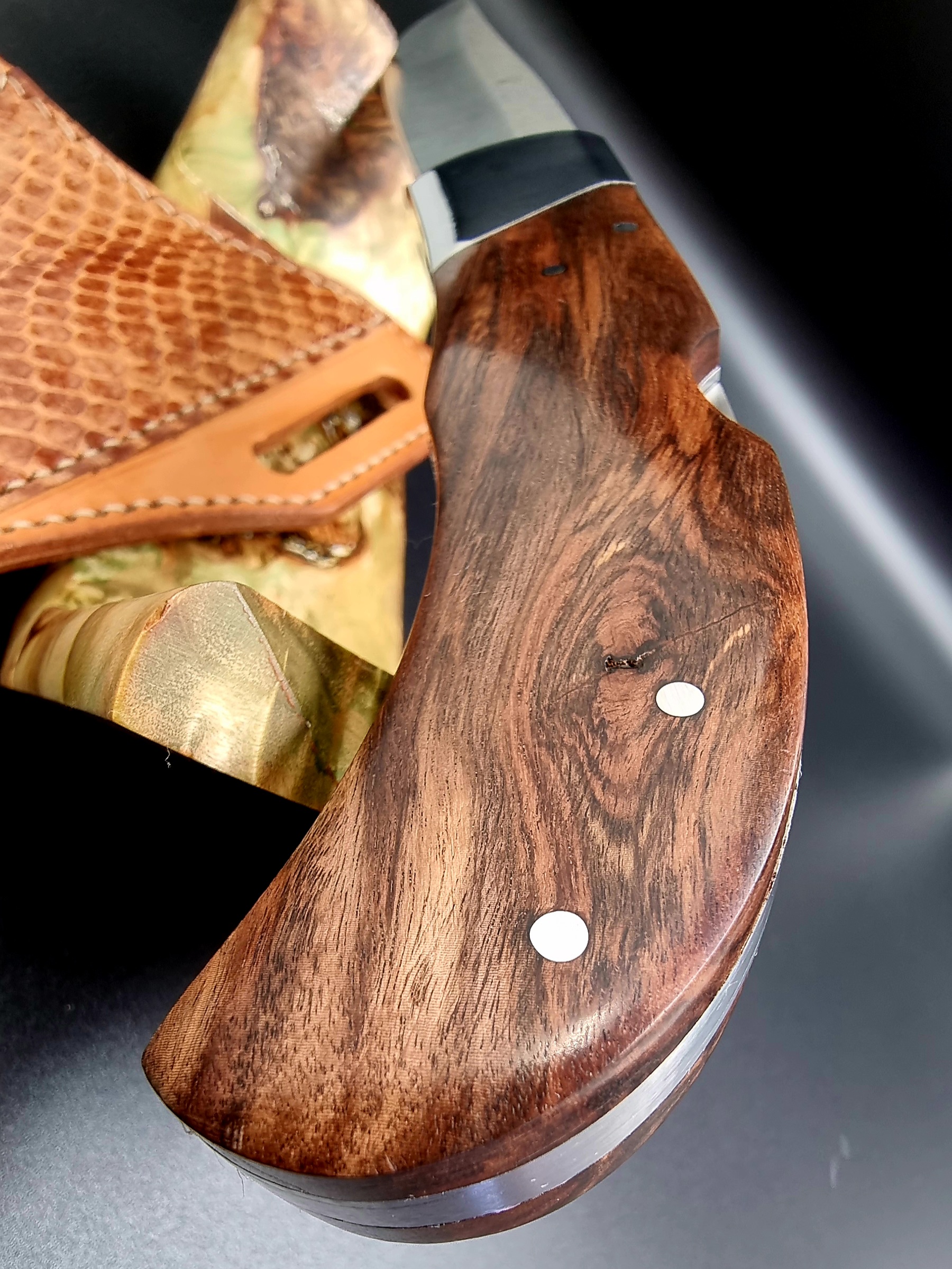 D2 Pocket Knife (Turkish Walnut)