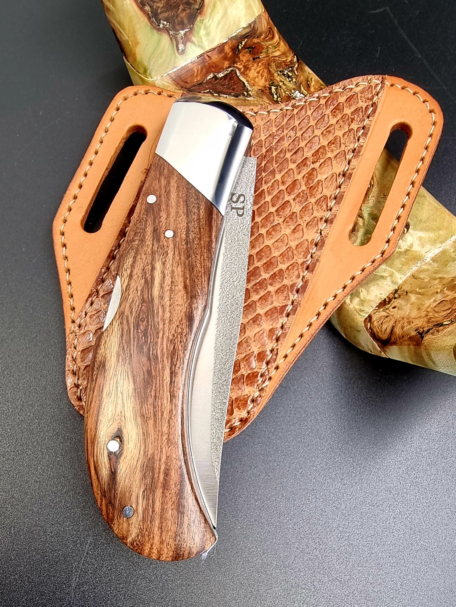 D2 Pocket Knife (Turkish Walnut)