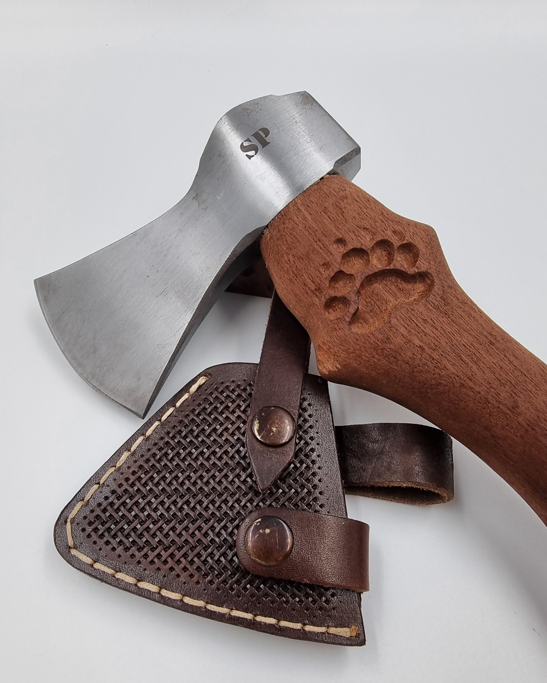 Carbon Steel Small-Size Camping Axe (Bear Claw)